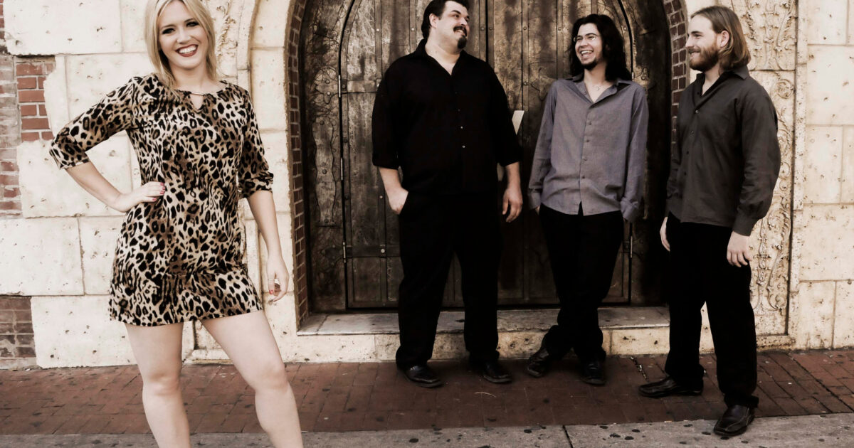 Betty Fox Band – Main Street Daytona